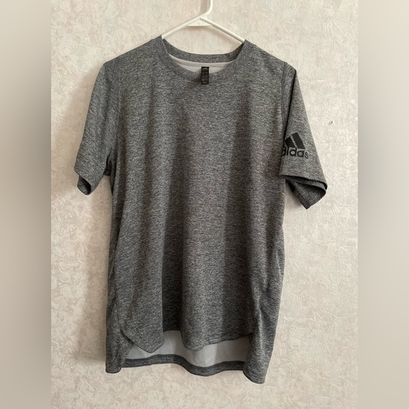adidas | Shirts | Adidas Mens Medium Short Sleeve Gray Athletic Shirt ...